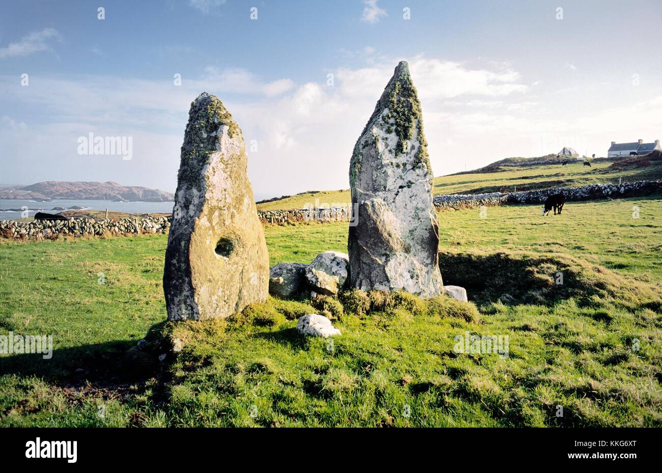 Marriage stones hi-res stock photography and images - Alamy