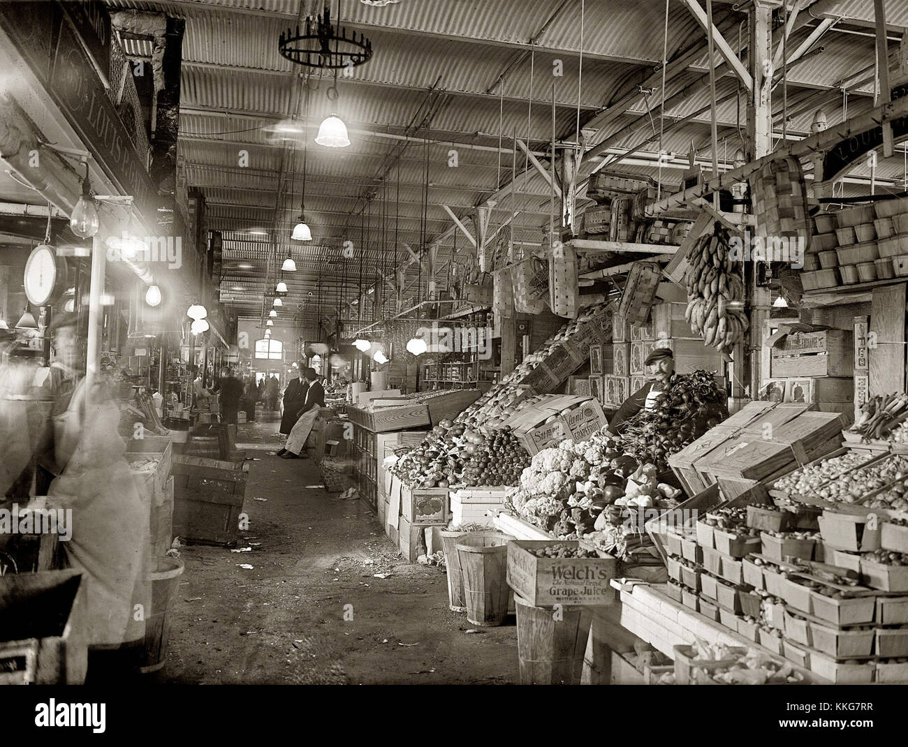 Center market hi-res stock photography and images - Alamy