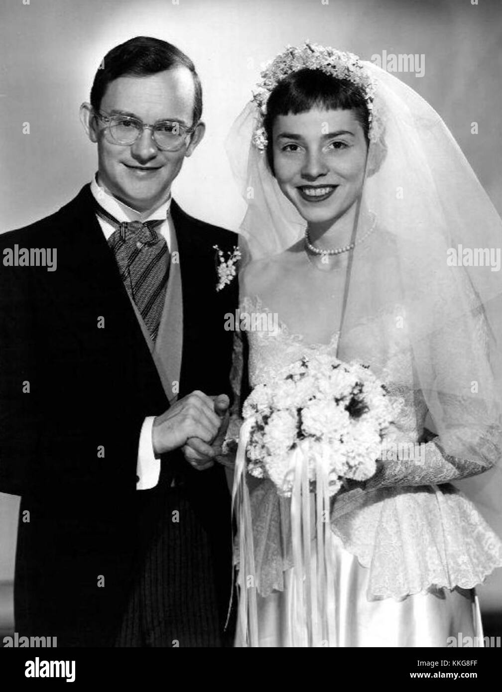 The wedding of Wally Cox and Patricia Benoit in 1954 was a significant ...