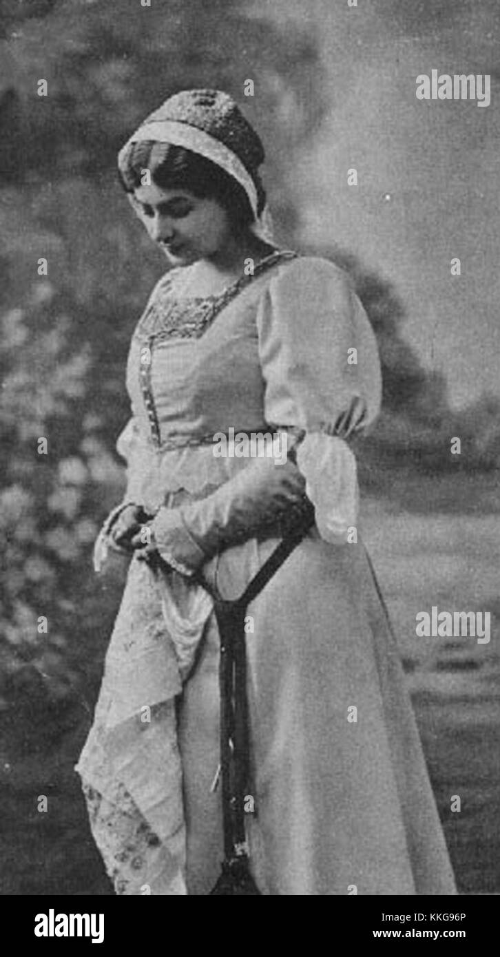 Russian soprano Maria Kuznetsova (1880–1966) made her operatic debut at ...