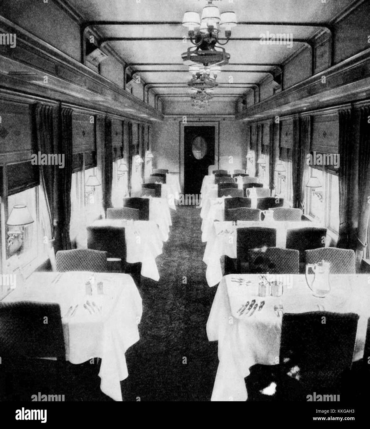 Northern Pacific Railway North Coast Limited Dining Car 1930 Stock