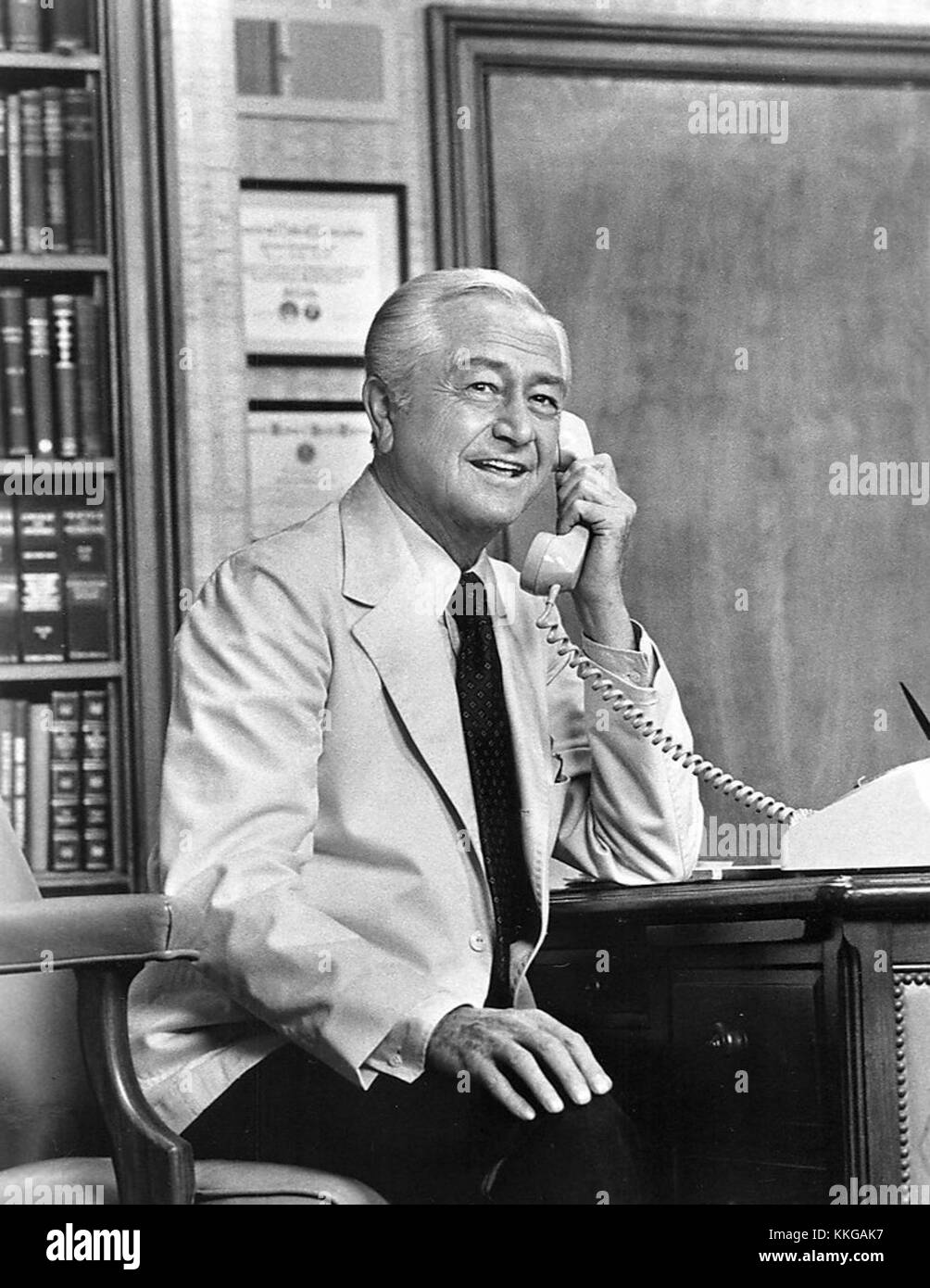 Dr robert young Black and White Stock Photos & Images - Alamy