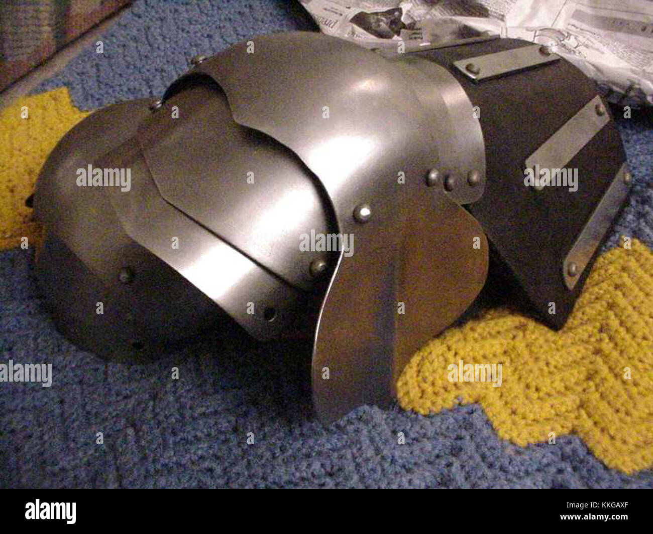 A pauldron is a piece of armor that covers the shoulder, often worn in ...