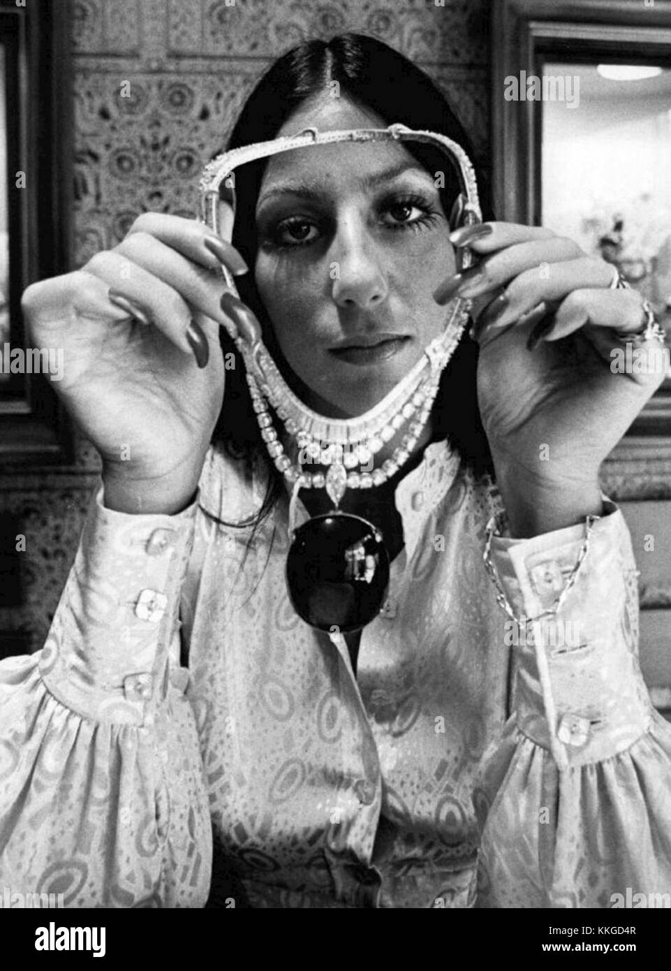 Cher 1971 hi-res stock photography and images - Alamy