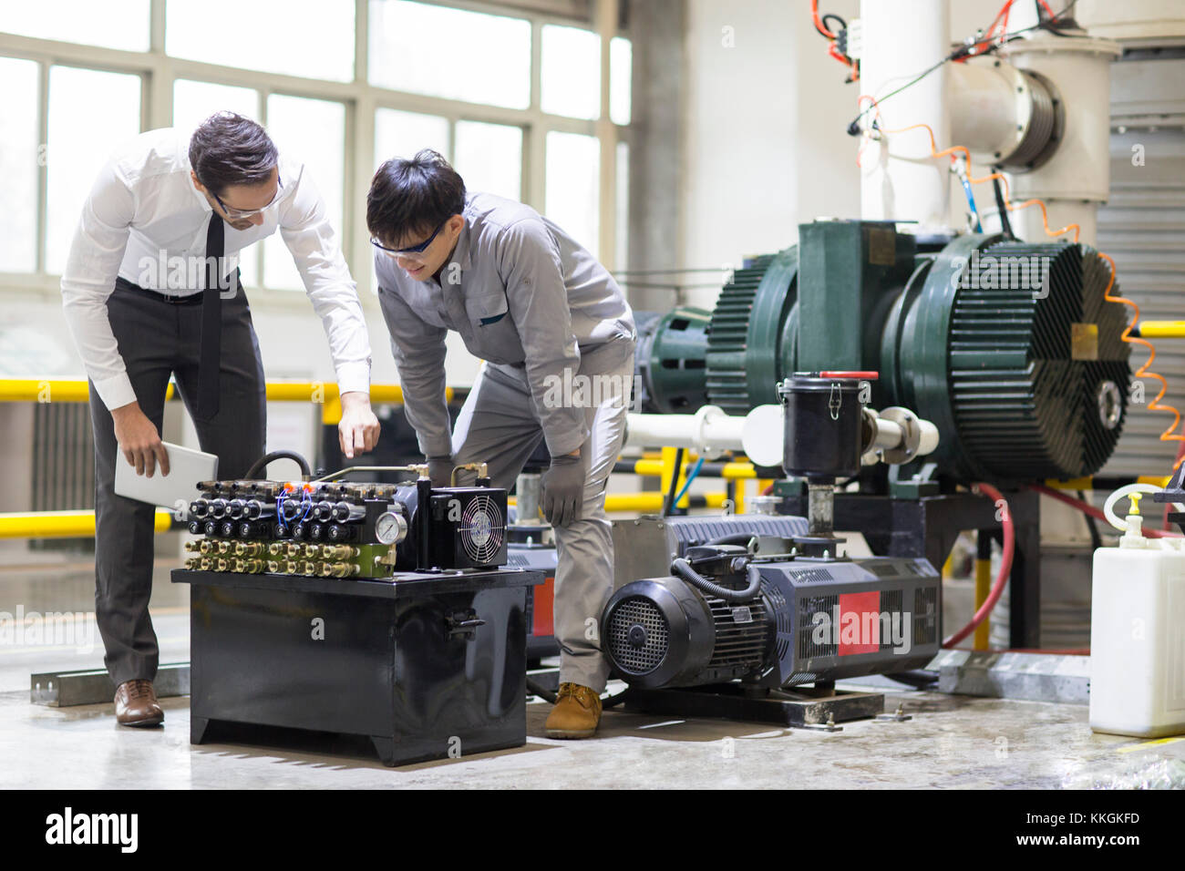 Machine factory china hi-res stock photography and images - Alamy