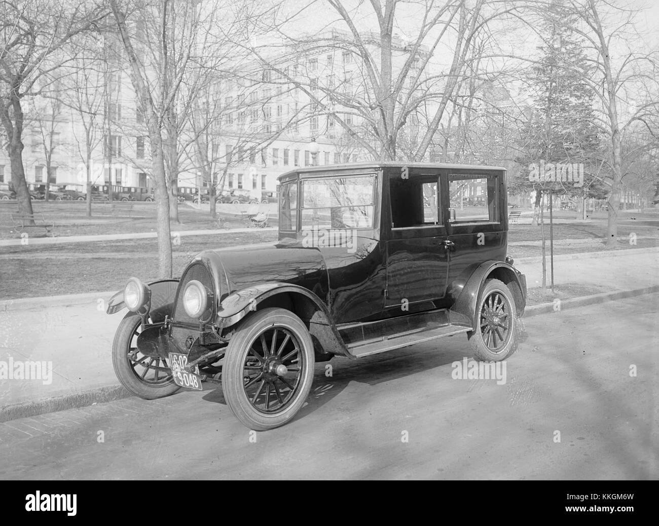 The 1922 Franklin Sedan is captured in this national photograph ...