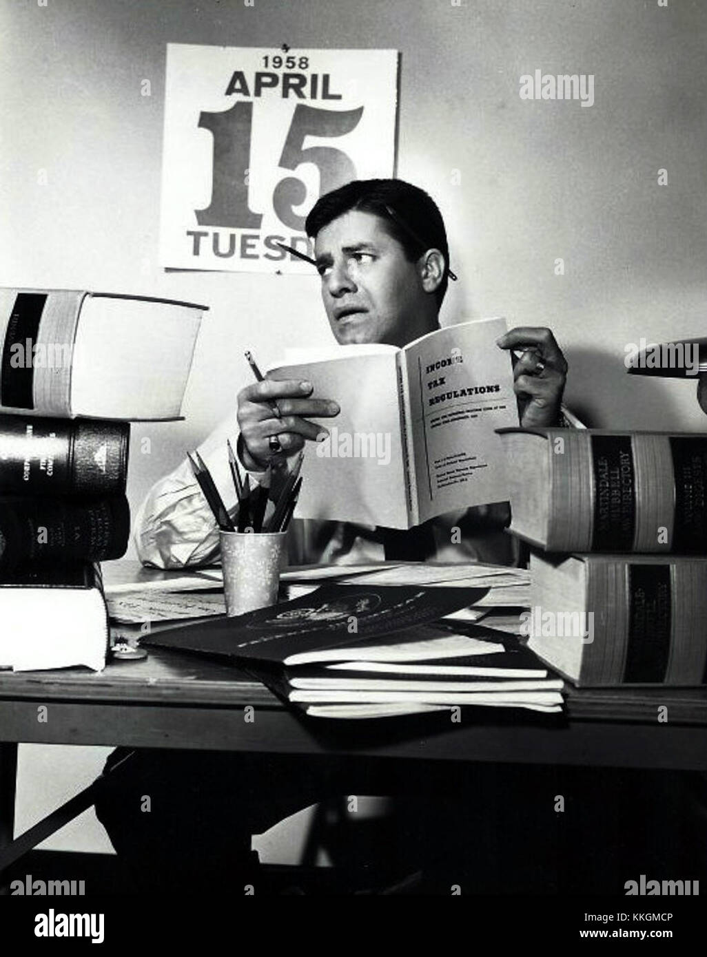 Dean martin and jerry lewis hi-res stock photography and images - Alamy