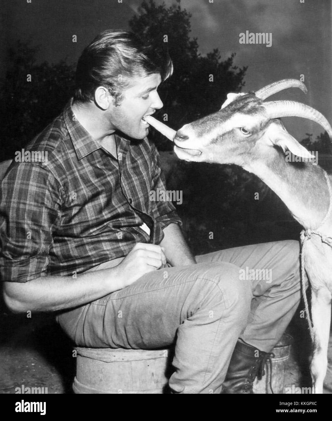 The alaskans roger moore hi-res stock photography and images - Alamy