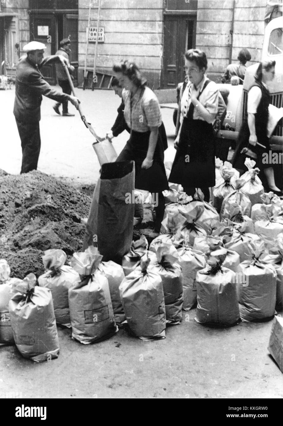 Germany city 1944 hi-res stock photography and images - Alamy