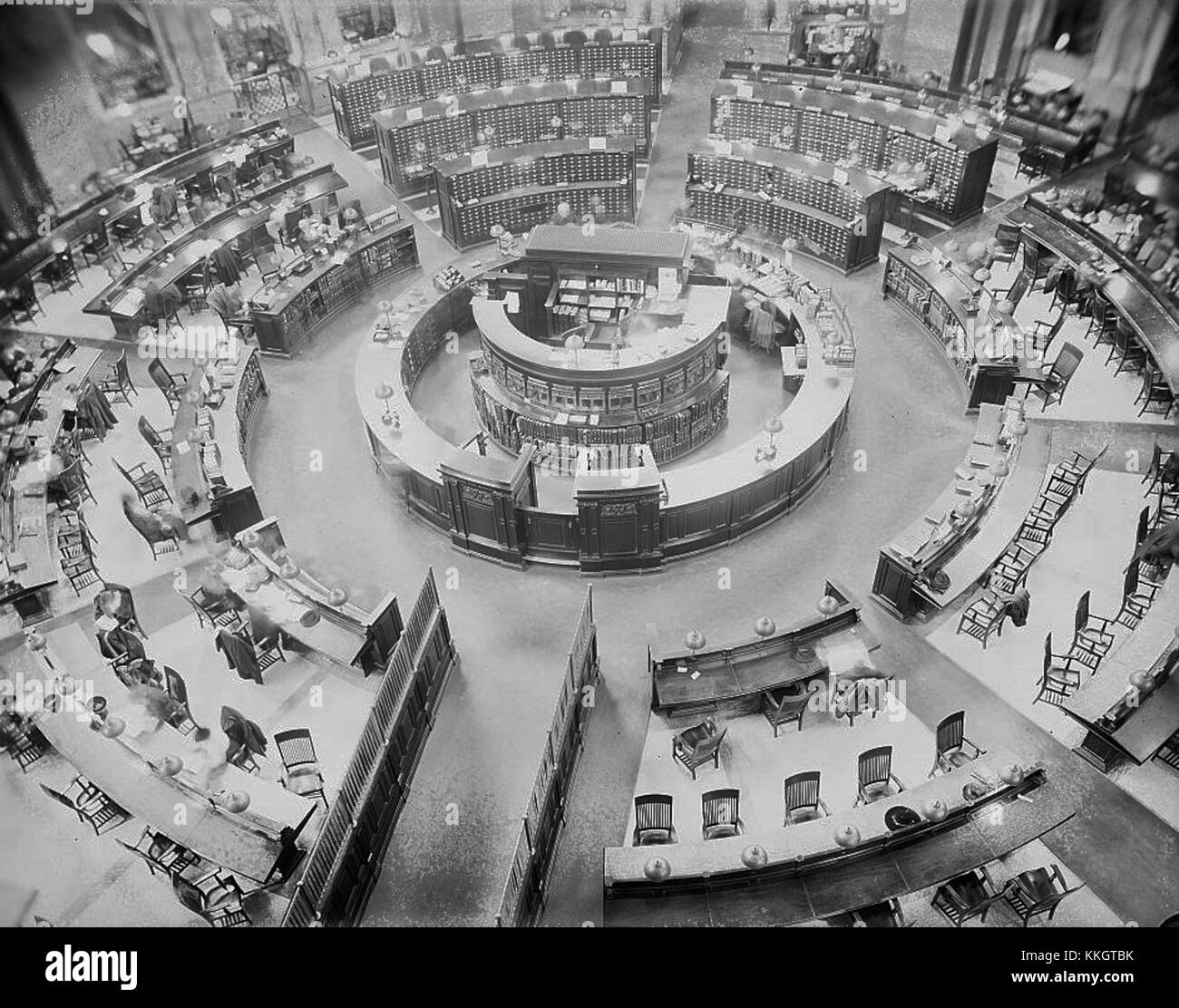 Historic library and archive hi-res stock photography and images - Alamy