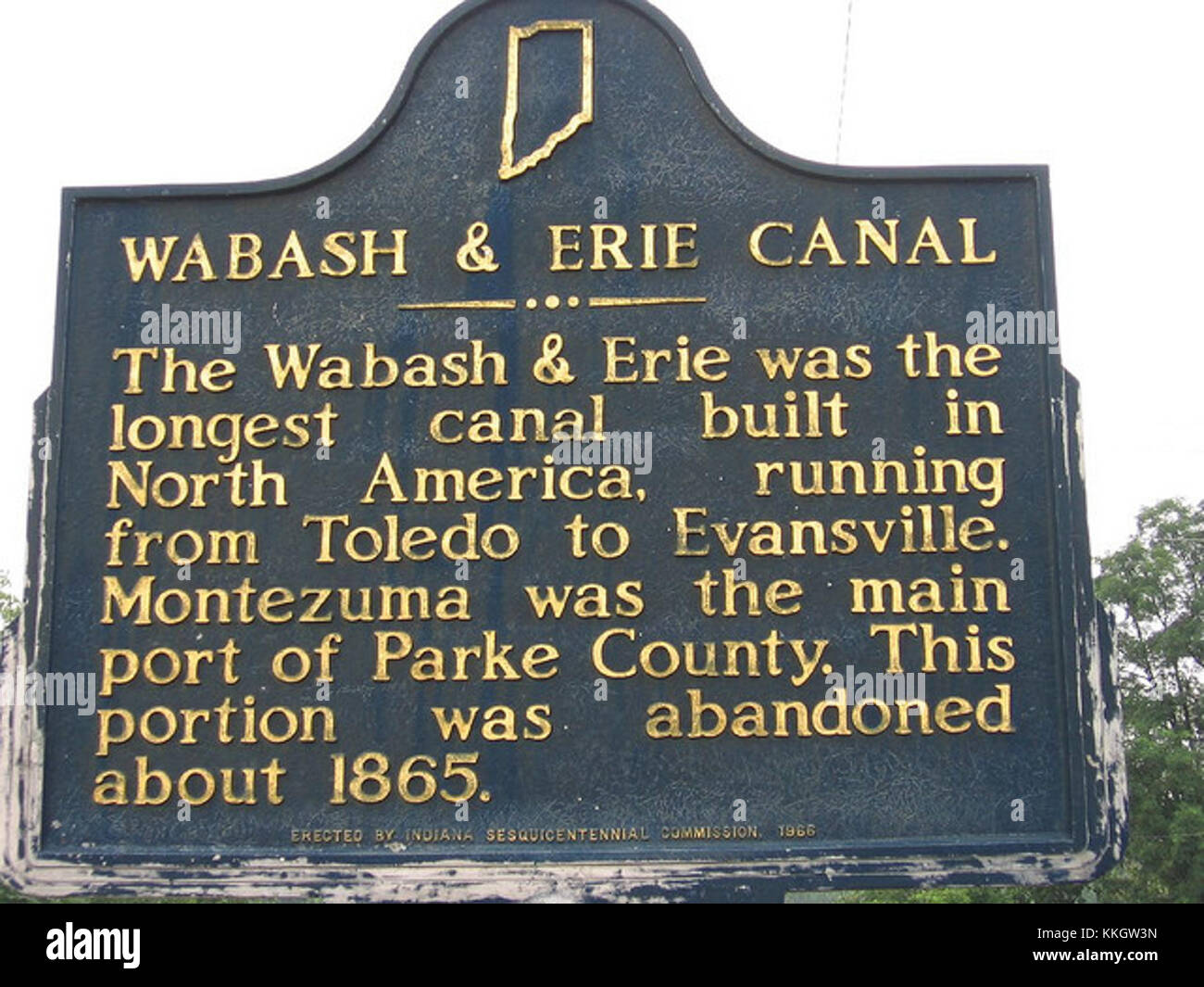 The Wabash and Erie Canal historical marker in Montezuma, Indiana ...