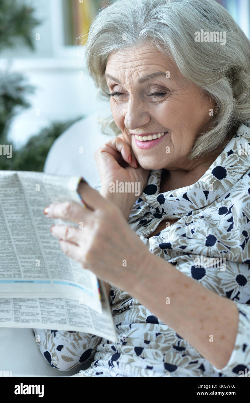 Aged alone hi-res stock photography and images - Alamy