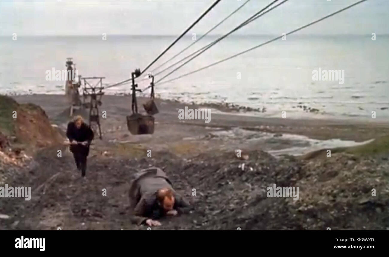 The trailer for the movie 'Get Carter' features action-packed scenes ...
