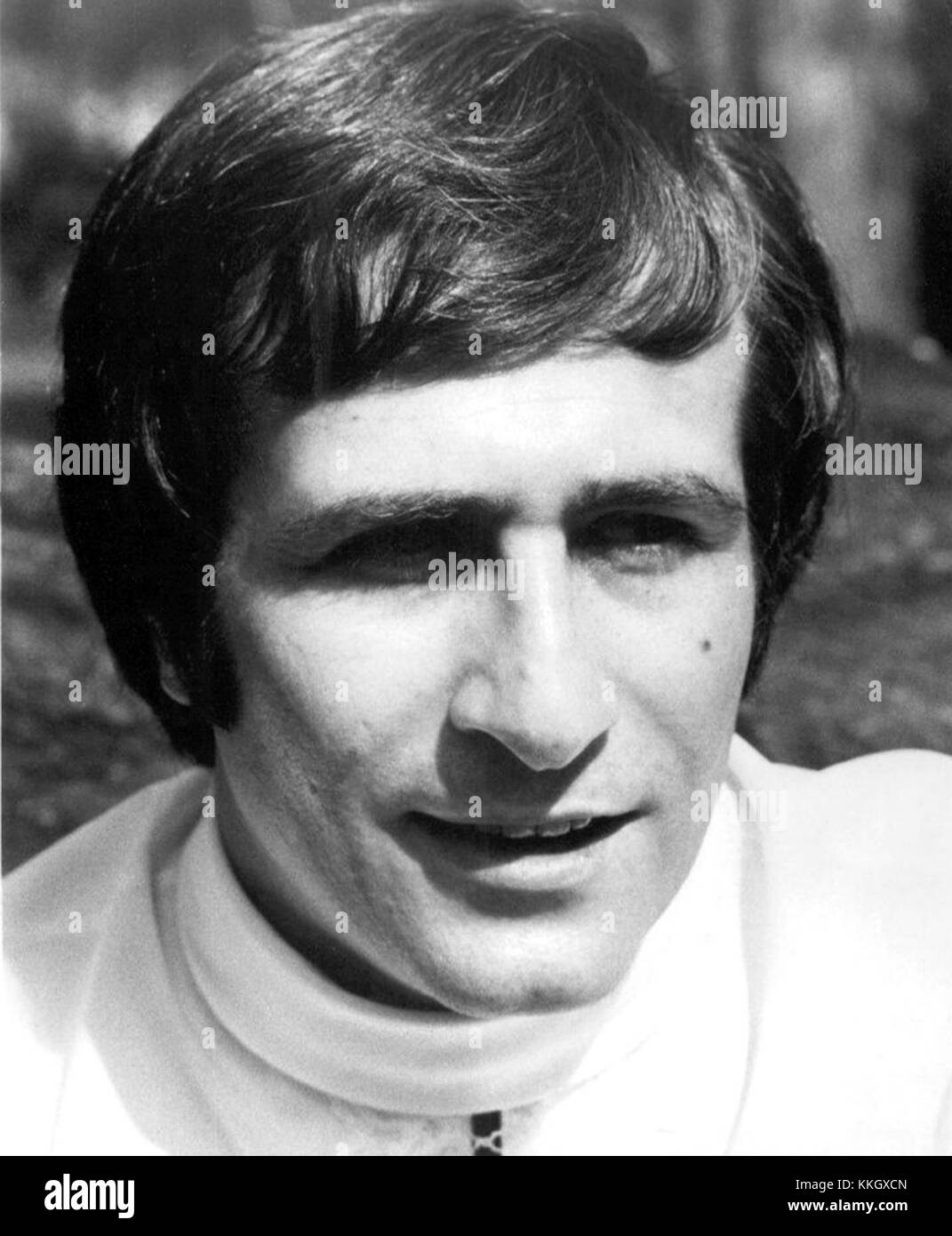 Larry Santos, an American singer and songwriter, gained popularity in ...