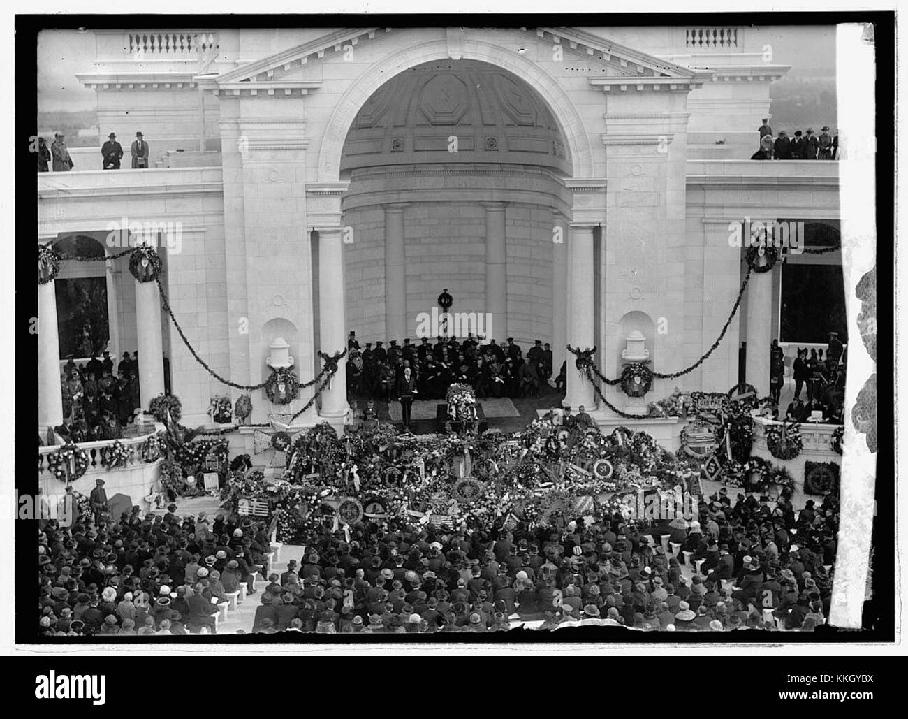 Unknown victims Black and White Stock Photos & Images - Alamy