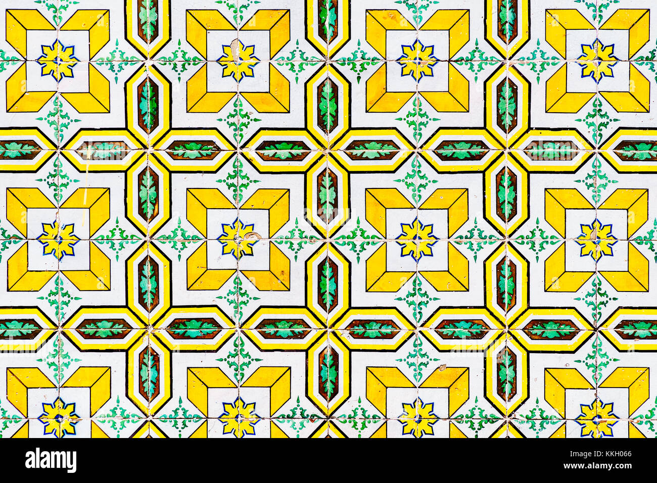 Tile pattern lisbon hi-res stock photography and images - Alamy
