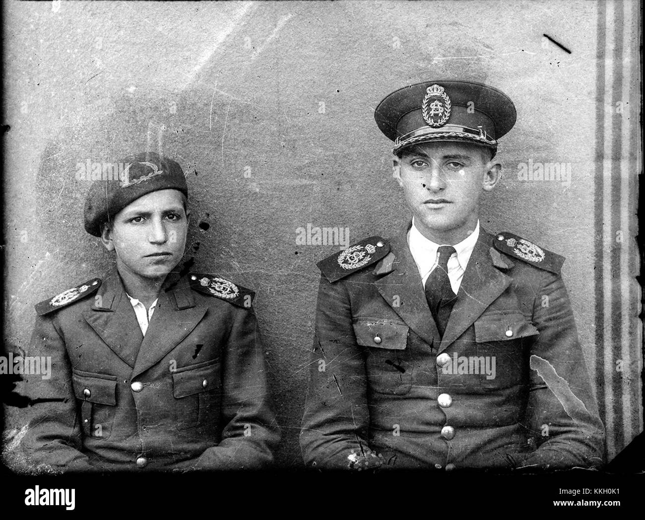 Soldier soldiers portrait portraits hi-res stock photography and images ...