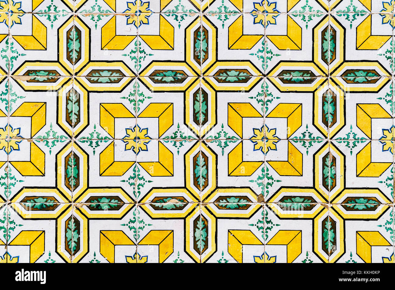 Tile pattern lisbon hi-res stock photography and images - Alamy