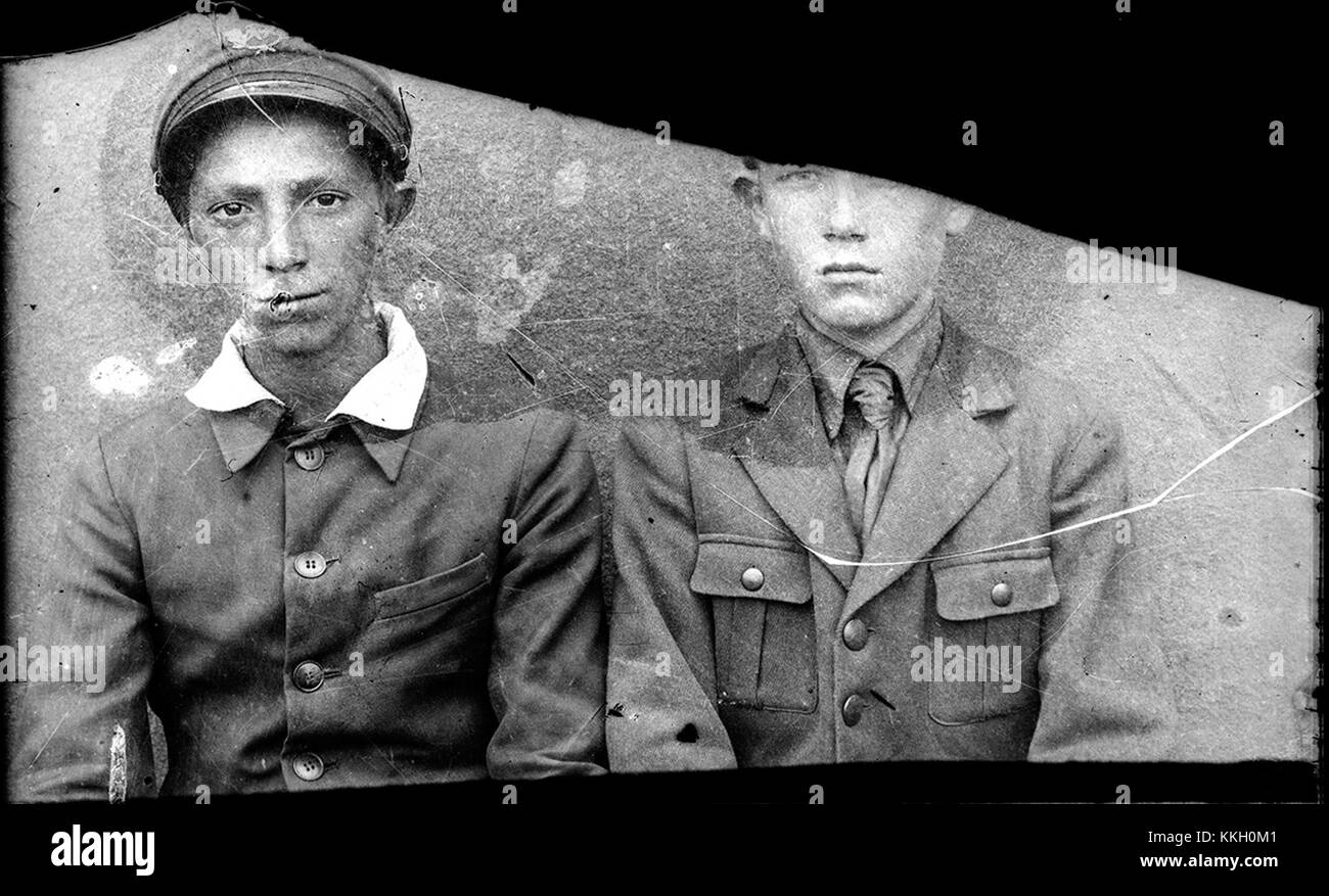 The two images show portraits of military personnel taken in 2013 ...