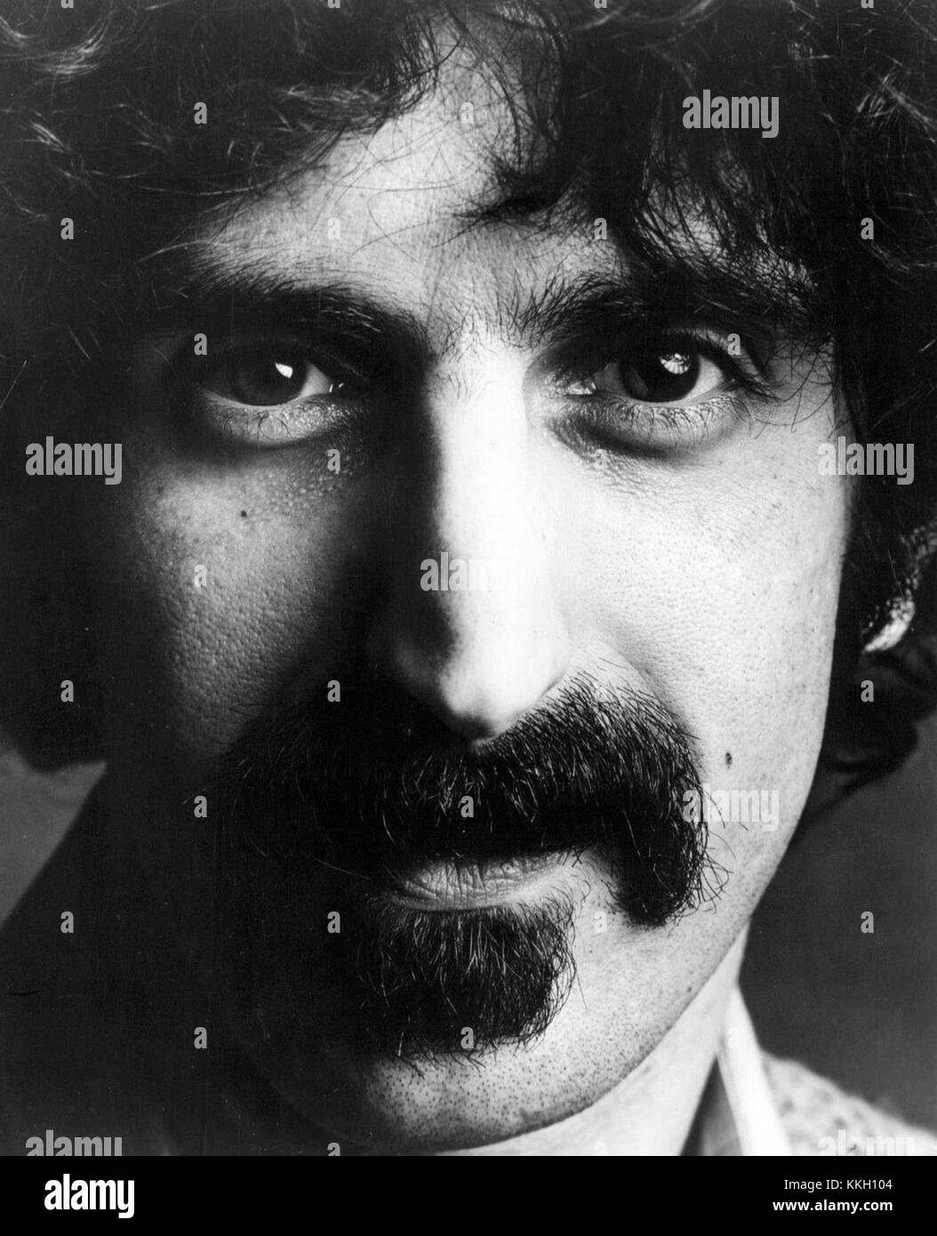 Frank zappa hi-res stock photography and images - Alamy