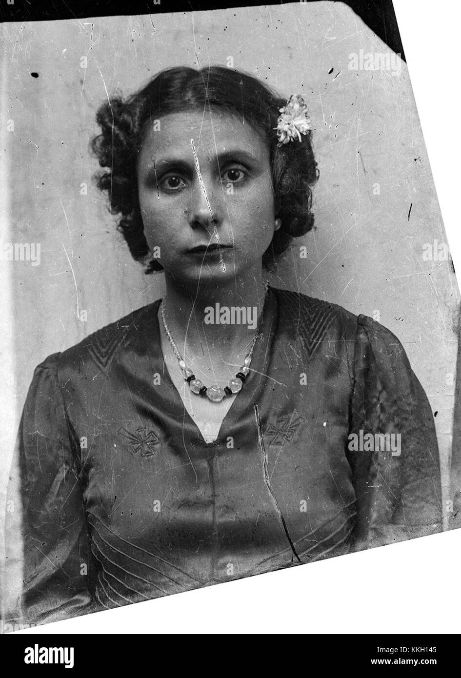 Two portraits of women from 2013, showcasing traditional artistic ...