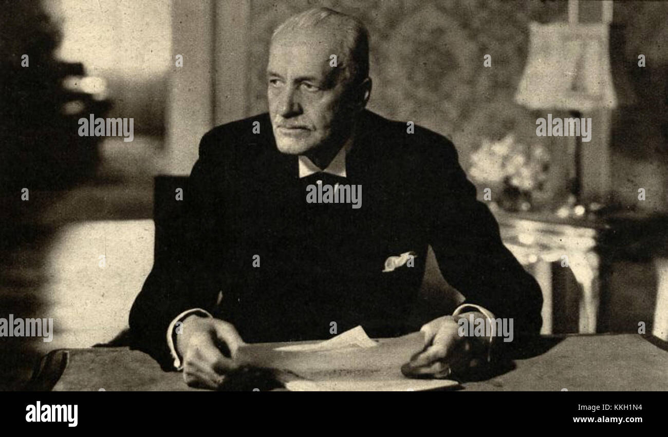 Polish presidents office hi-res stock photography and images - Alamy