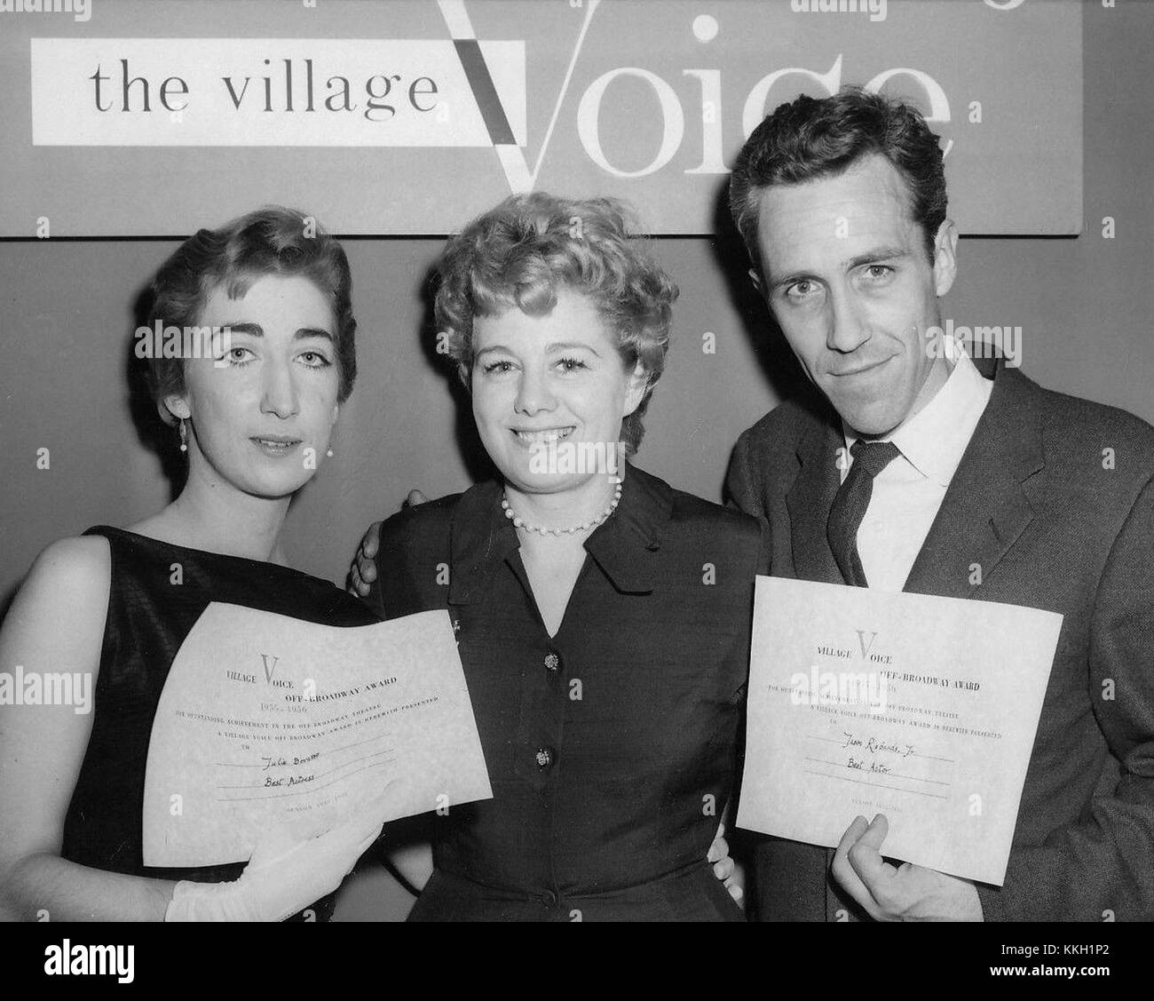 Julie Bavasso Shelly Winters Jason Robards 1956 Obie Awards Stock Photo ...