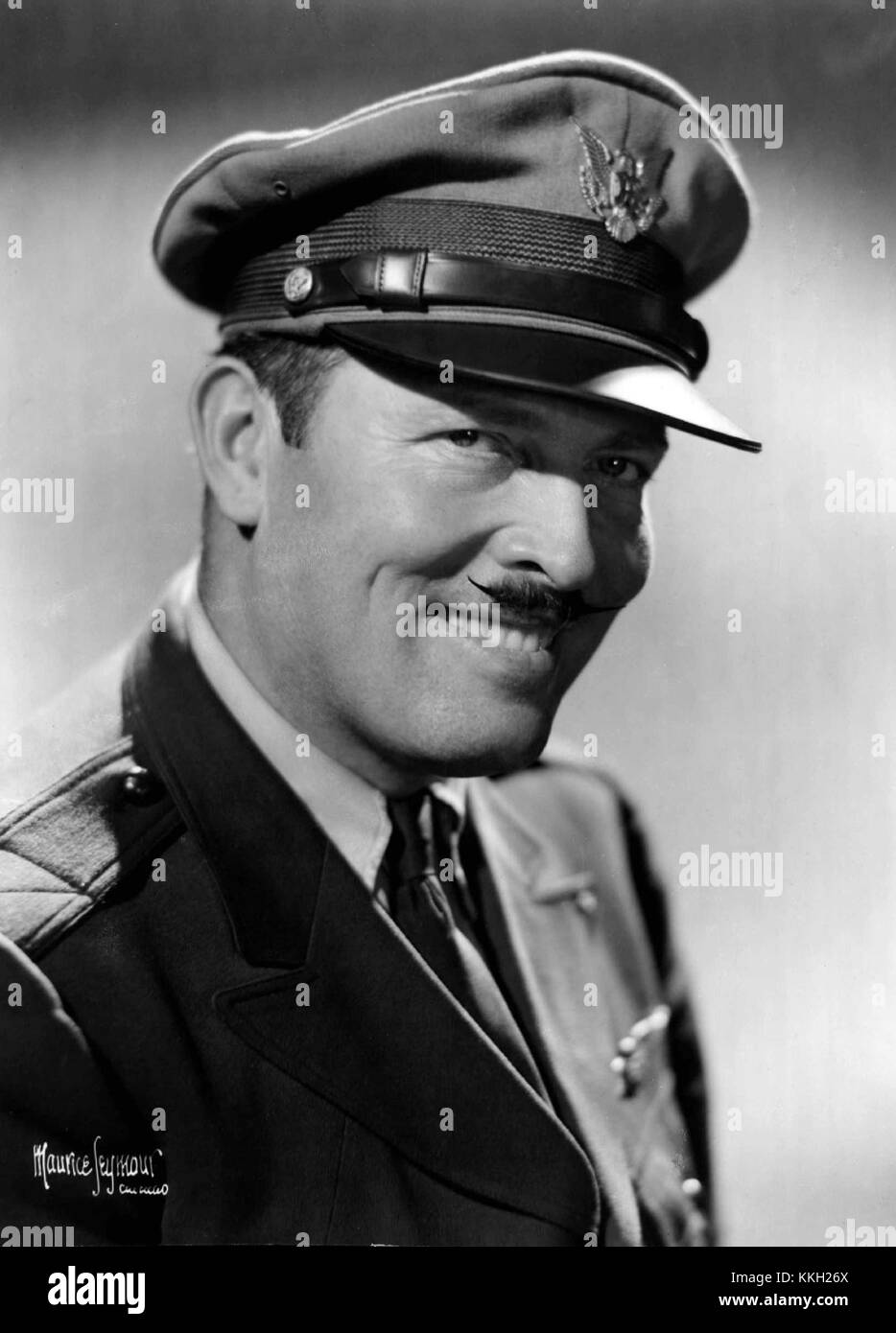 Colonel Roscoe Turner was a renowned American aviator known for his ...