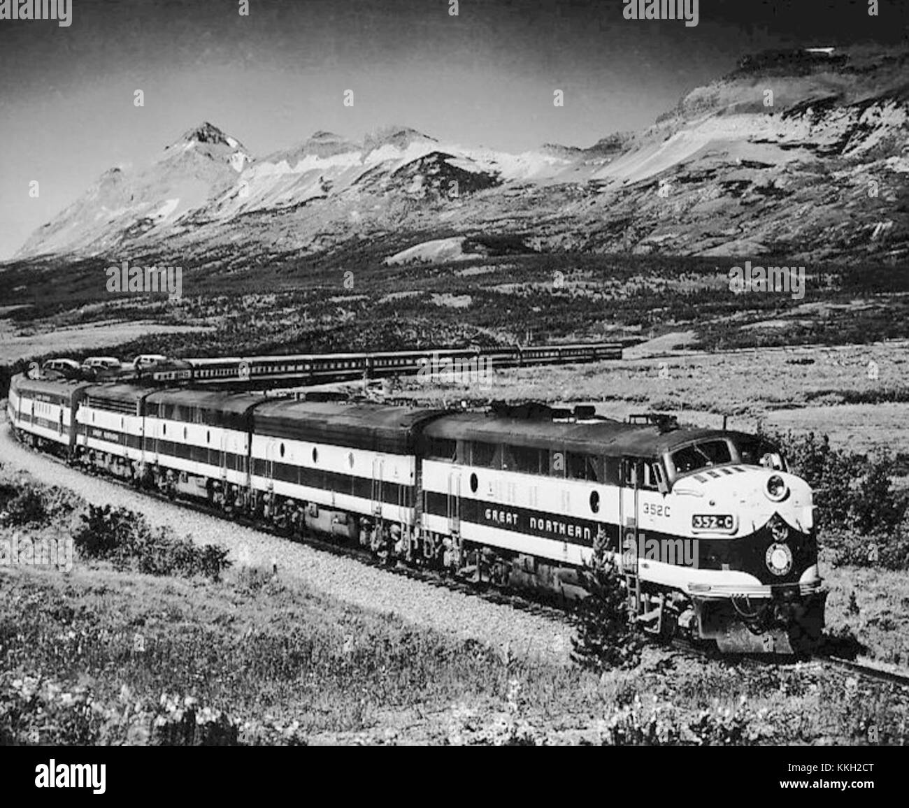 The Empire Builder is a notable Amtrak passenger train that travels ...