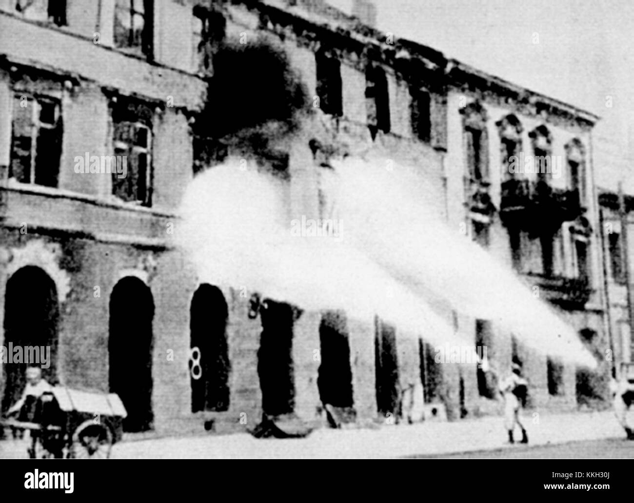This image depicts a German Brennkommando unit during the 1944 Warsaw ...