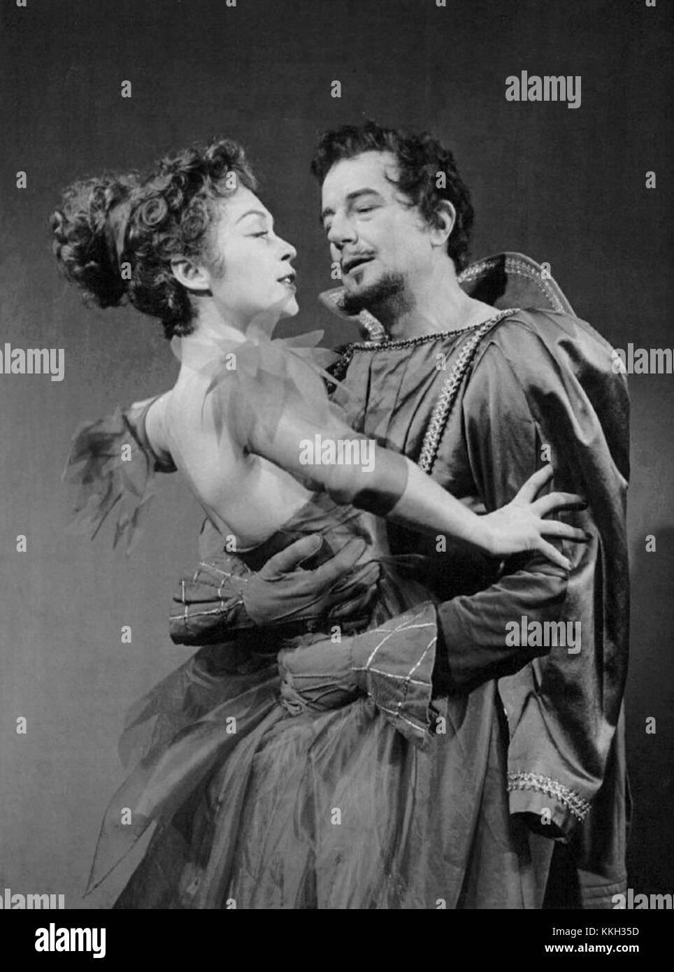 The taming of the shrew theater hi-res stock photography and images - Alamy