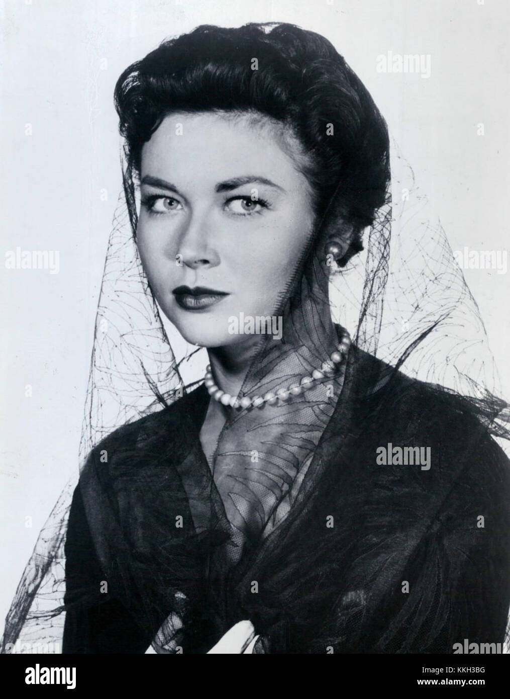 Theatre actress 1950s hi-res stock photography and images - Alamy