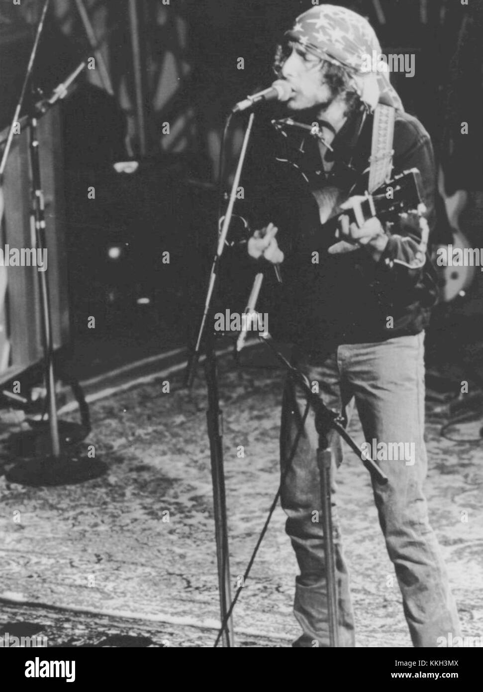 Live musical performance hard Black and White Stock Photos & Images - Alamy