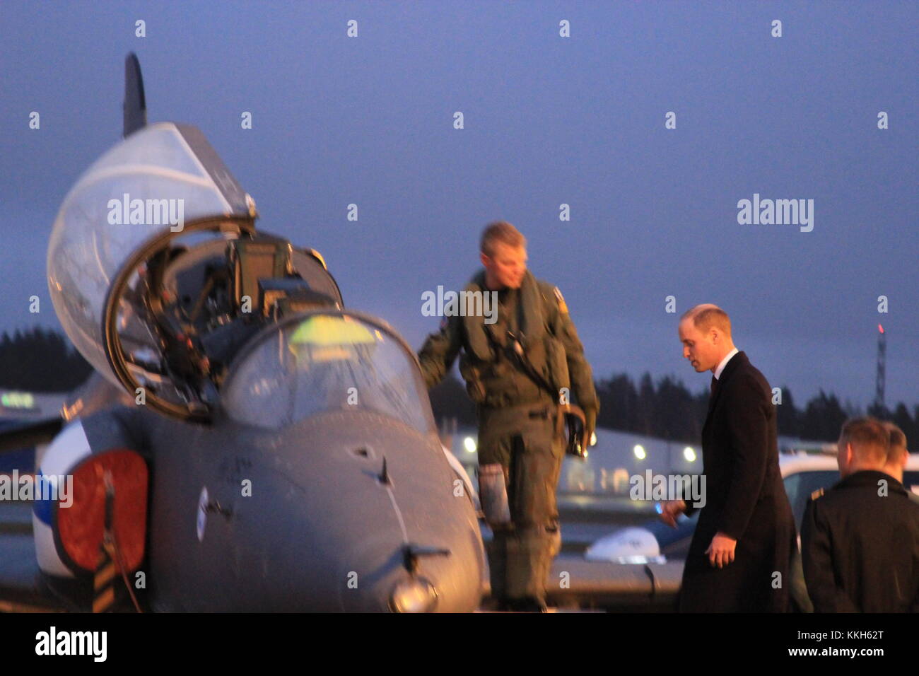 Hawk trainer fighter hi-res stock photography and images - Alamy