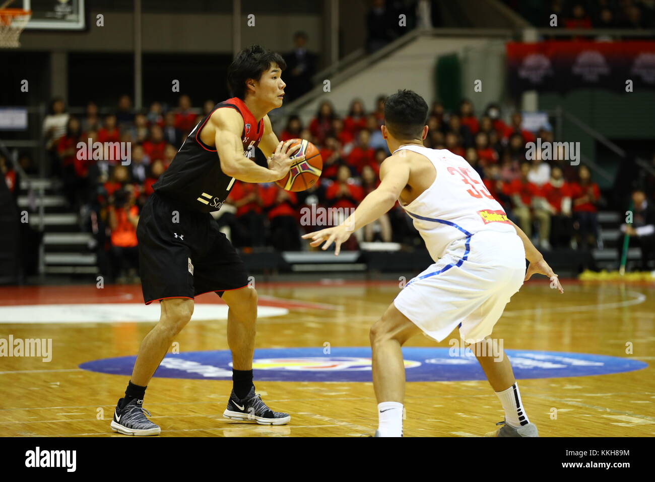Tokyo, Japan. 24th Nov, 2017. Yudai Baba (JPN), Matthew Wright (PHI ...