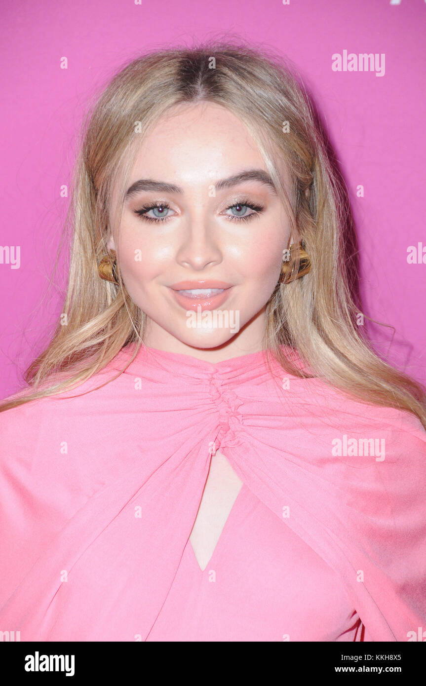 Sabrina carpenter billboard hi-res stock photography and images - Alamy