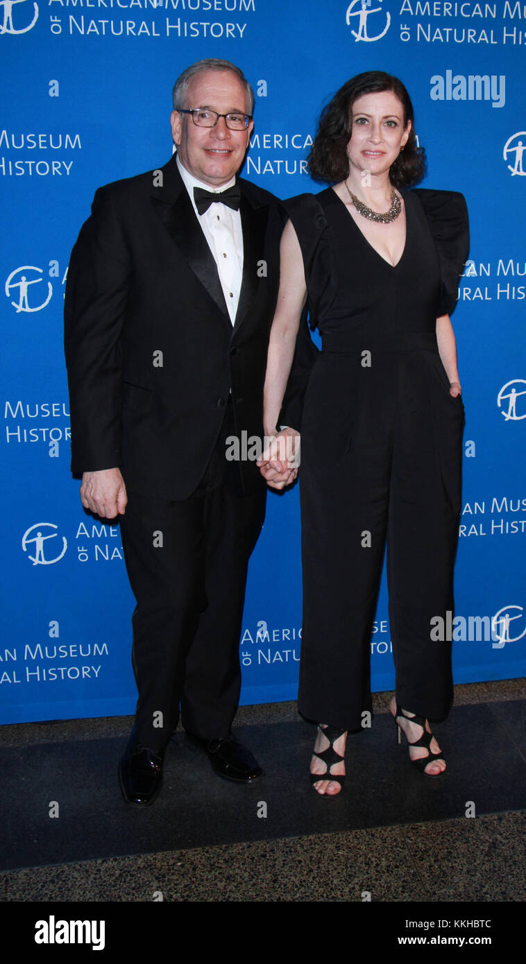 New York, NY, USA. 30th Nov, 2017. Scott Stringer, Elyse Buxbaum attend ...