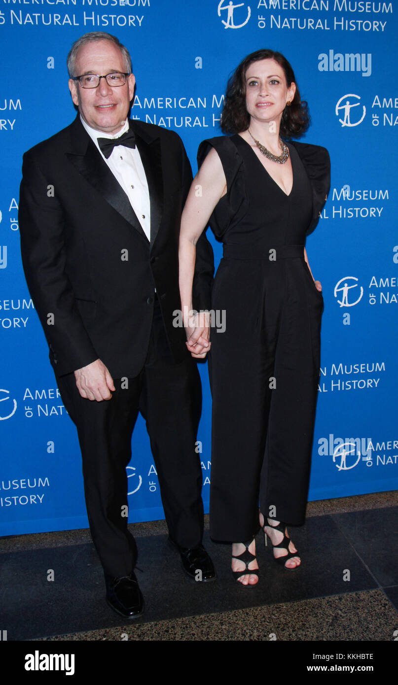 New York, NY, USA. 30th Nov, 2017. Scott Stringer, Elyse Buxbaum attend ...