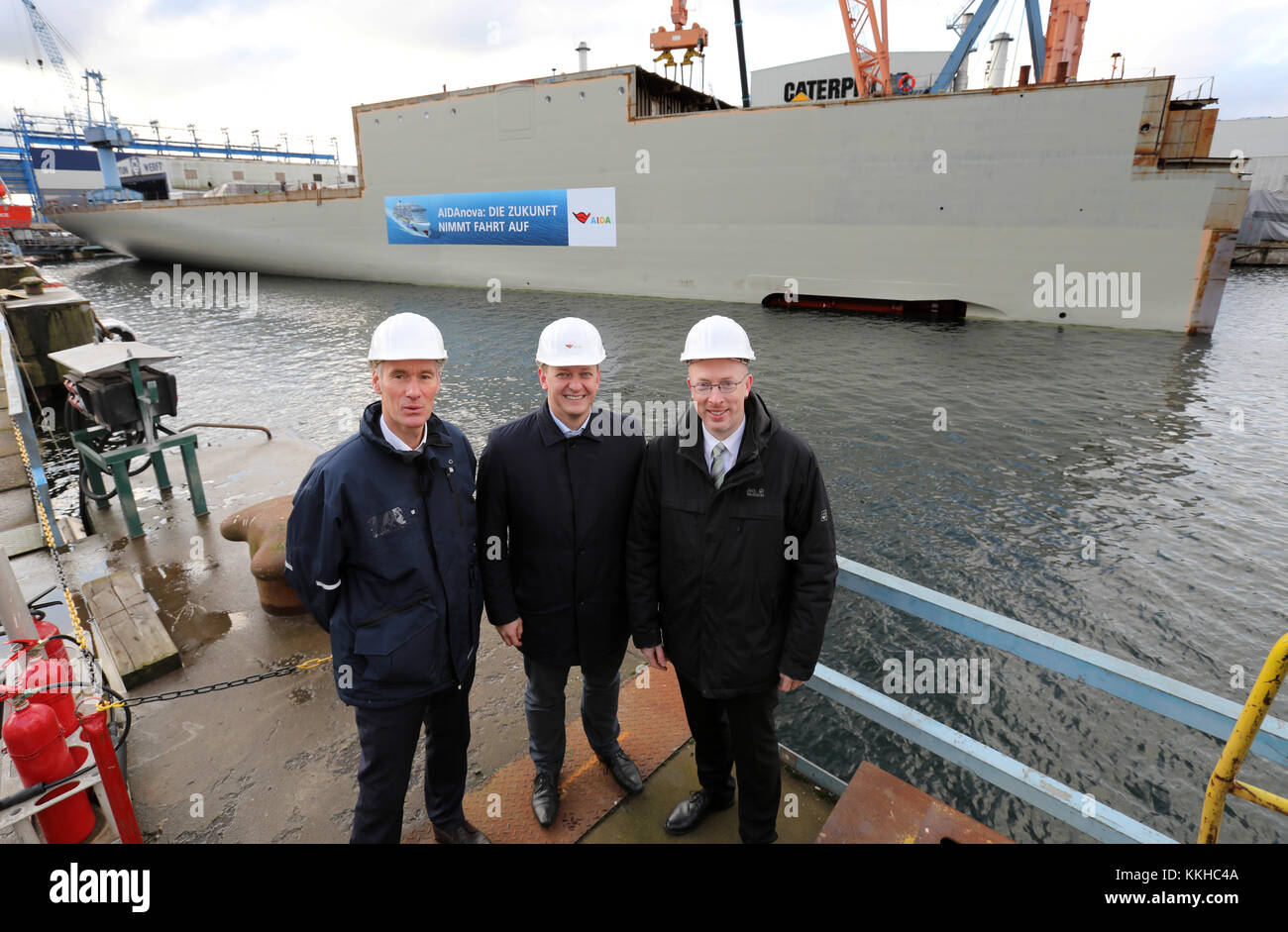 Rostock, Germany. 1st Dec, 2017. Raimon Strunck (l-r), CEO of the ...