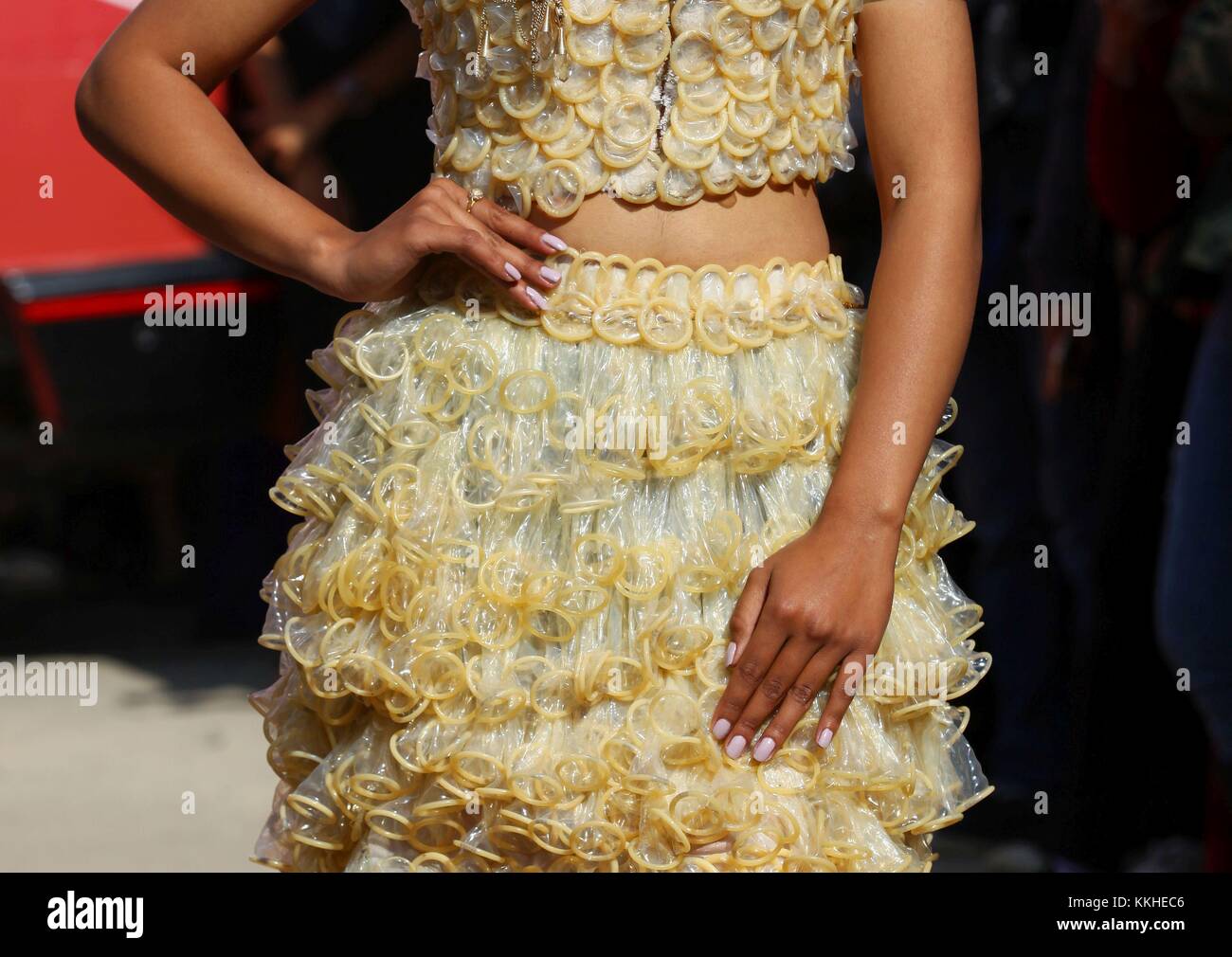 Use of condoms program hi-res stock photography and images - Alamy