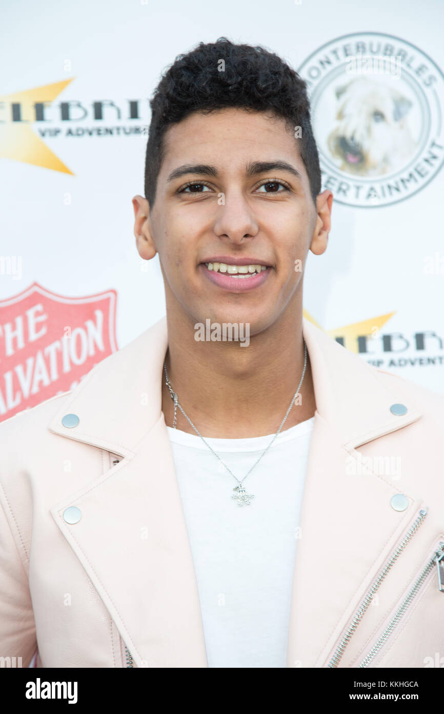 Los Angeles, California, USA. 30th November 2017. Roger Neal attending ...