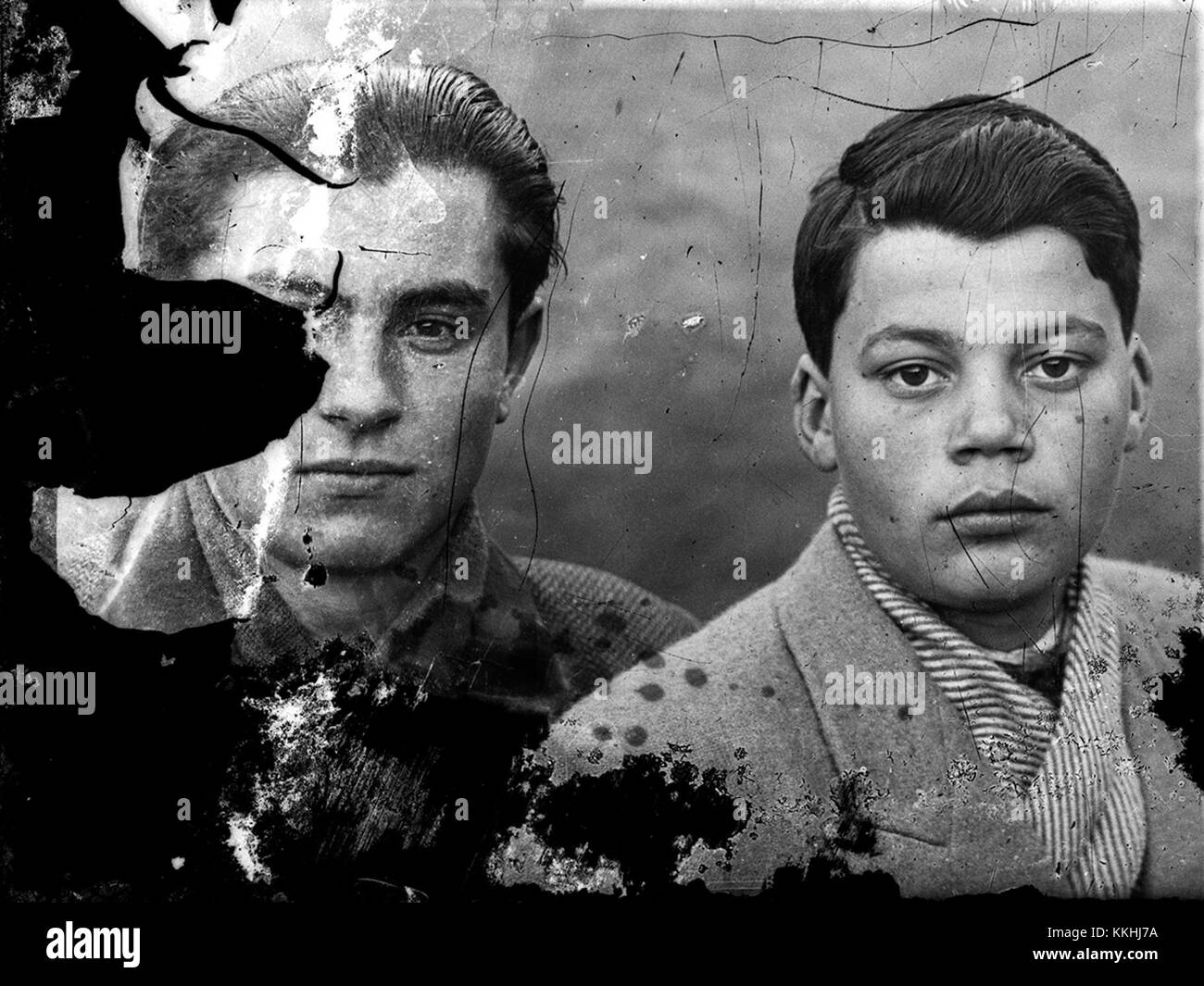 This image series, titled '4 imagini: portrete,' features four portrait ...