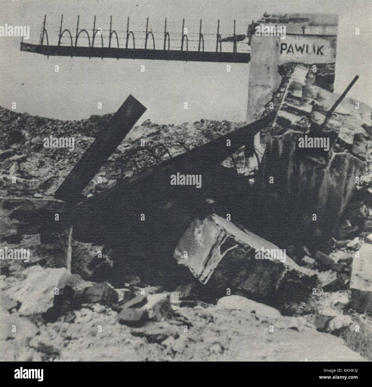 Wwii 1945 warsaw hi-res stock photography and images - Alamy