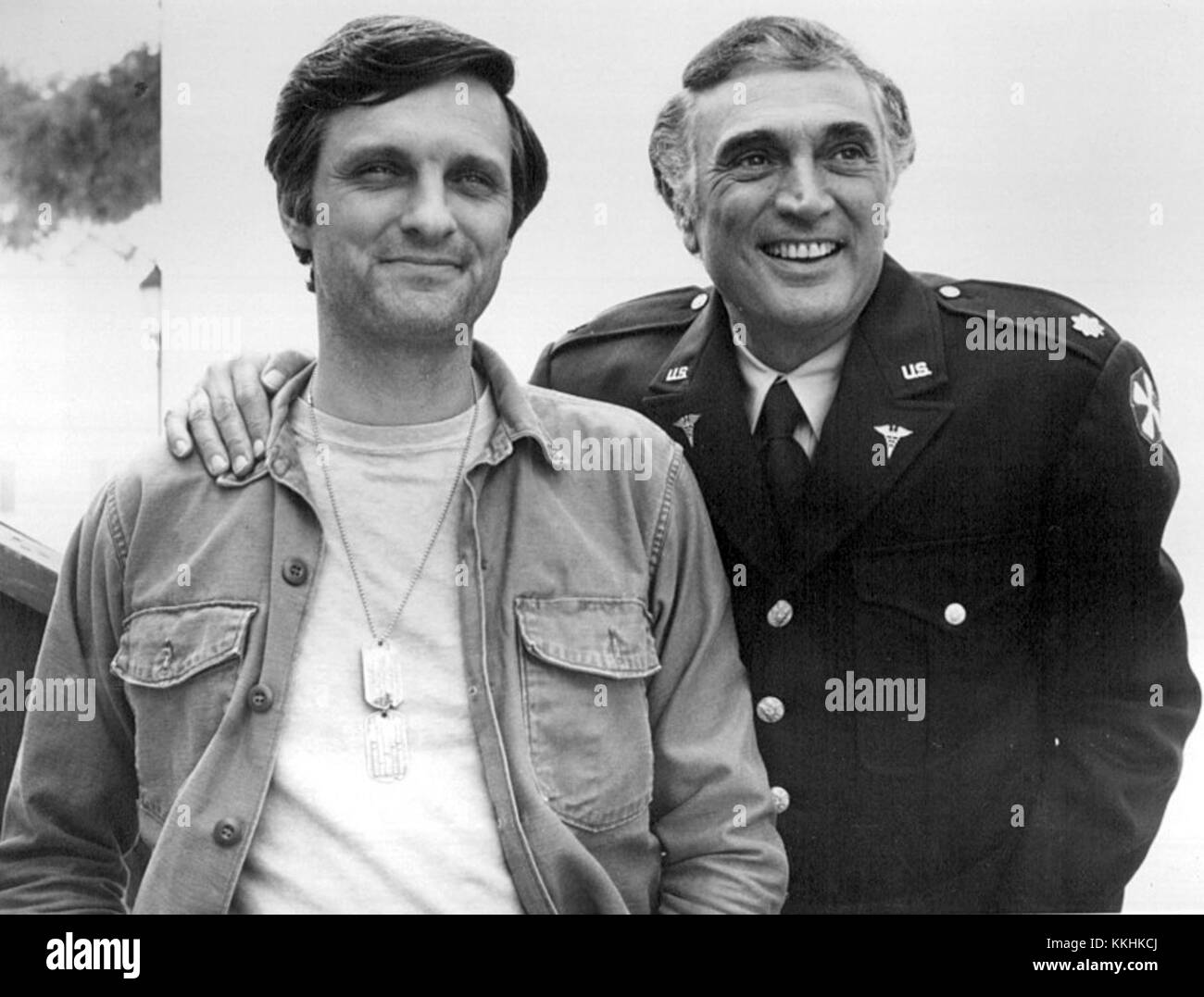Robert alda alan alda Black and White Stock Photos & Images - Alamy