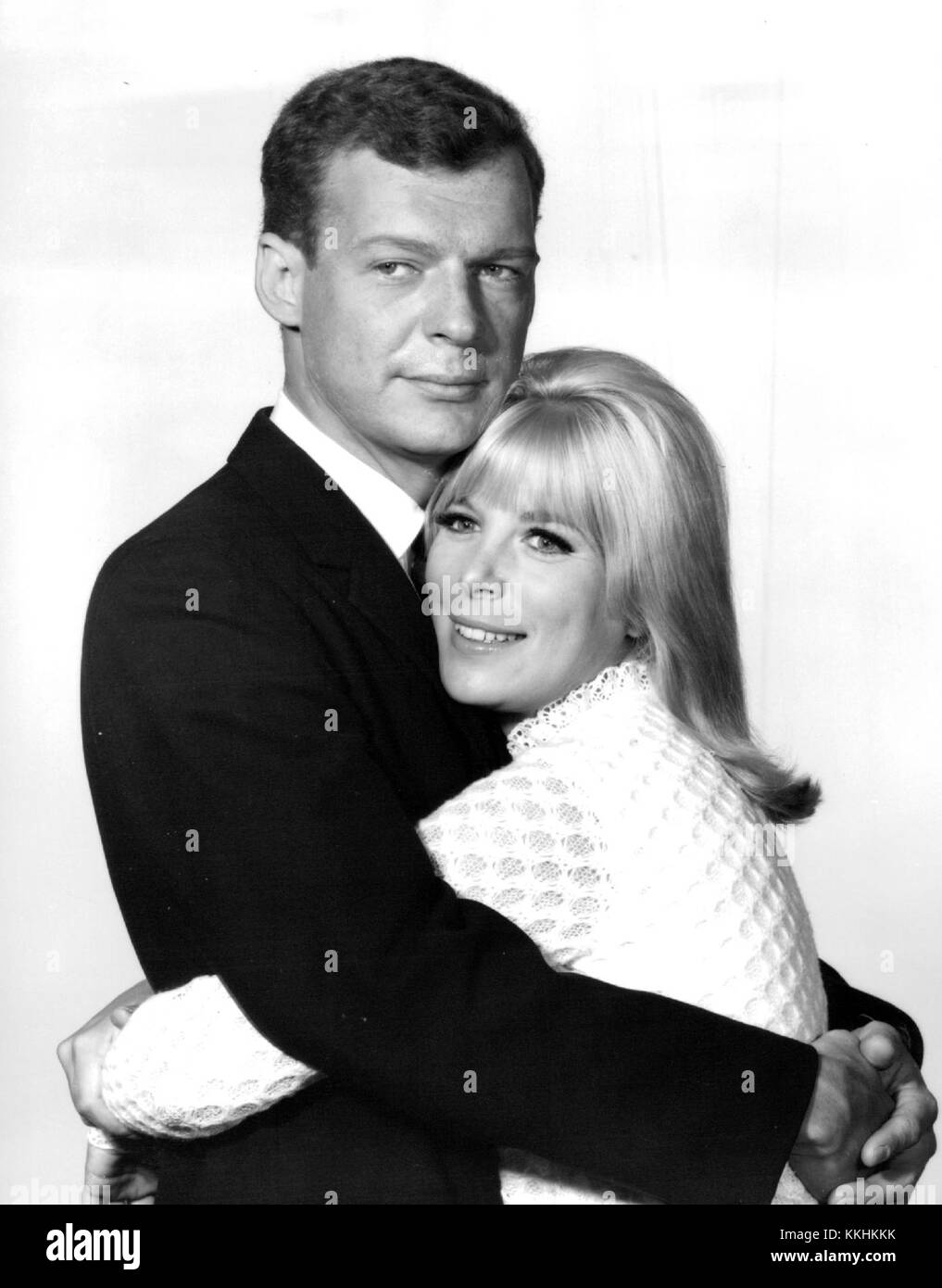 Edward Mallory and Elizabeth Perry starred in the 1965 film 'Morning ...