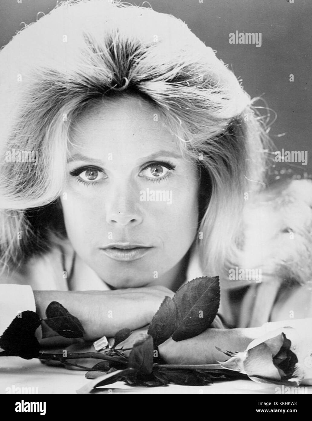Elizabeth Montgomery starred as Samantha Stephens in the iconic 1971 TV ...