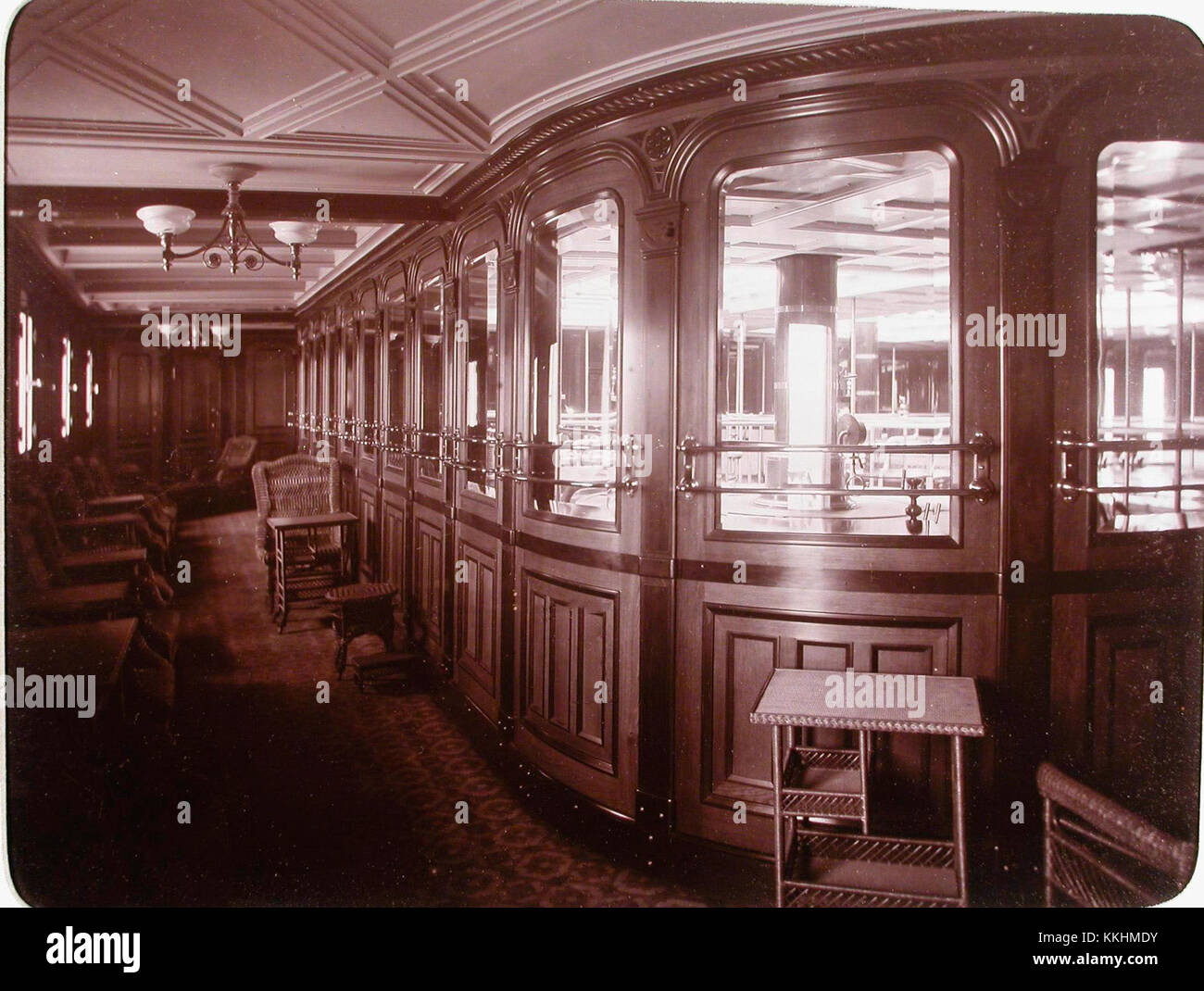 Gallery on the lower deck hi-res stock photography and images - Alamy