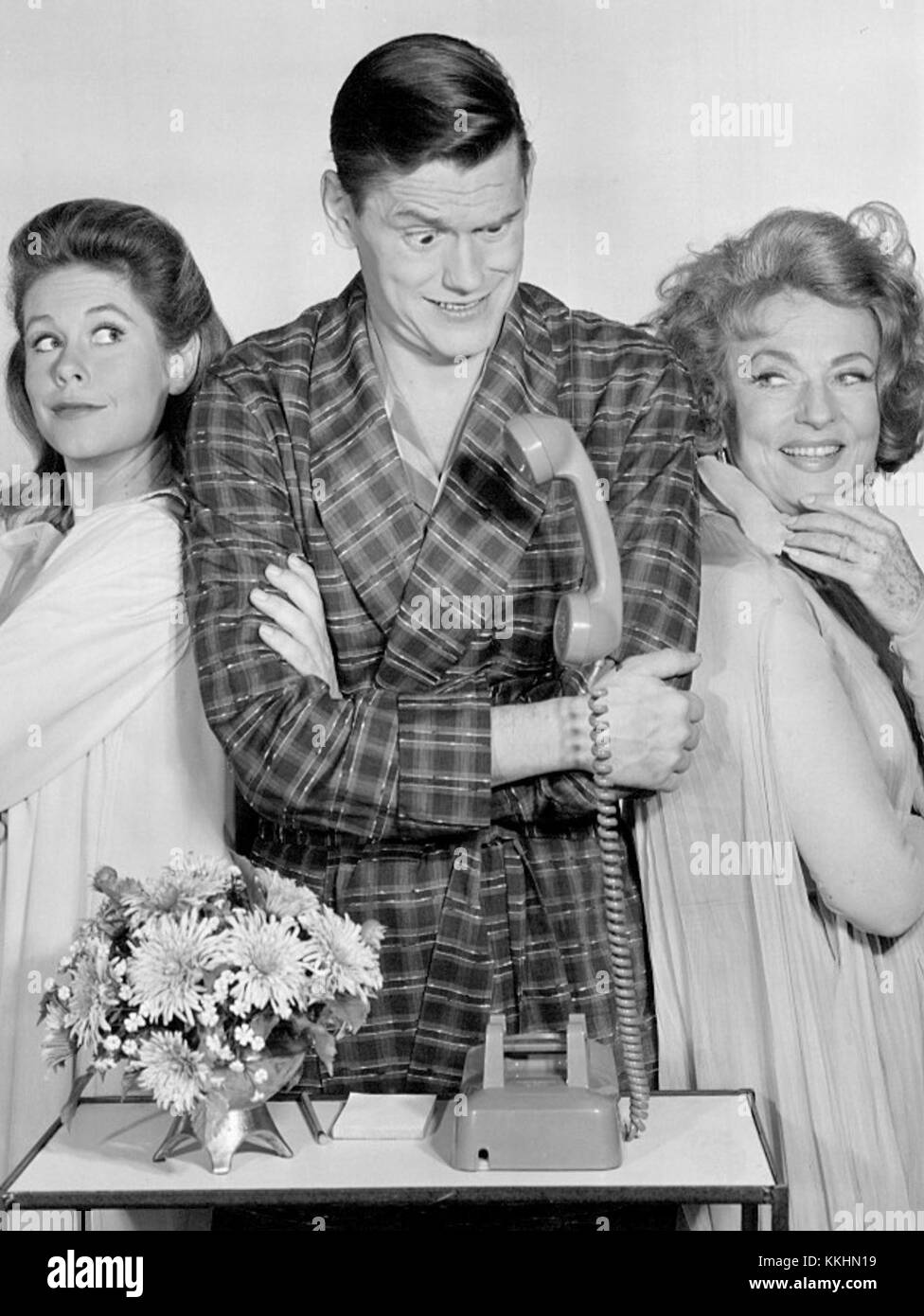 The 1964 cast of 'Bewitched' is captured in this promotional image ...
