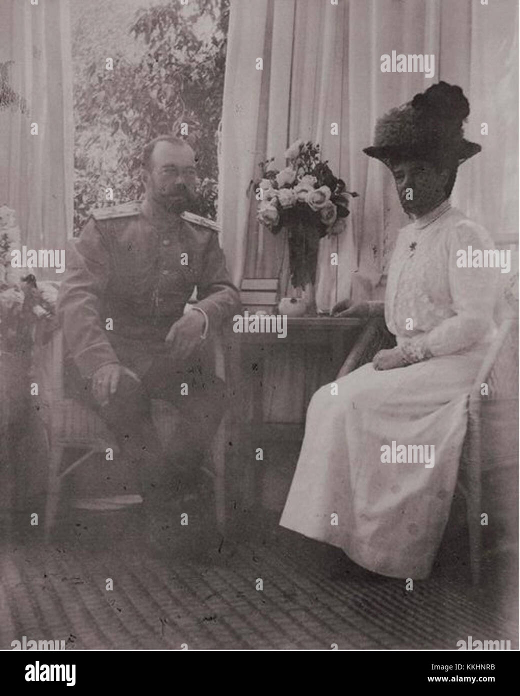 Nicholas II and his mother Maria Feodorovna 1915 Stock Photo - Alamy