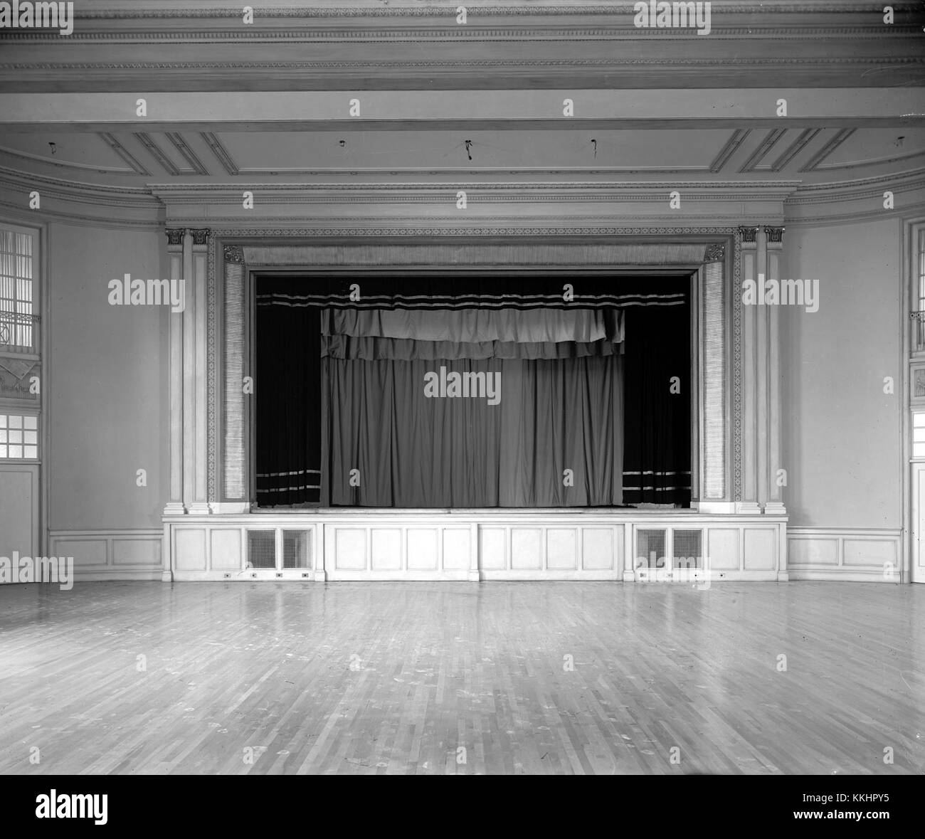 The DCJCC (Washington, D.C. Jewish Community Center) stage hosts ...